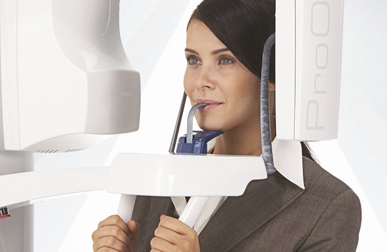 2D panoramic dental imaging | Planmeca